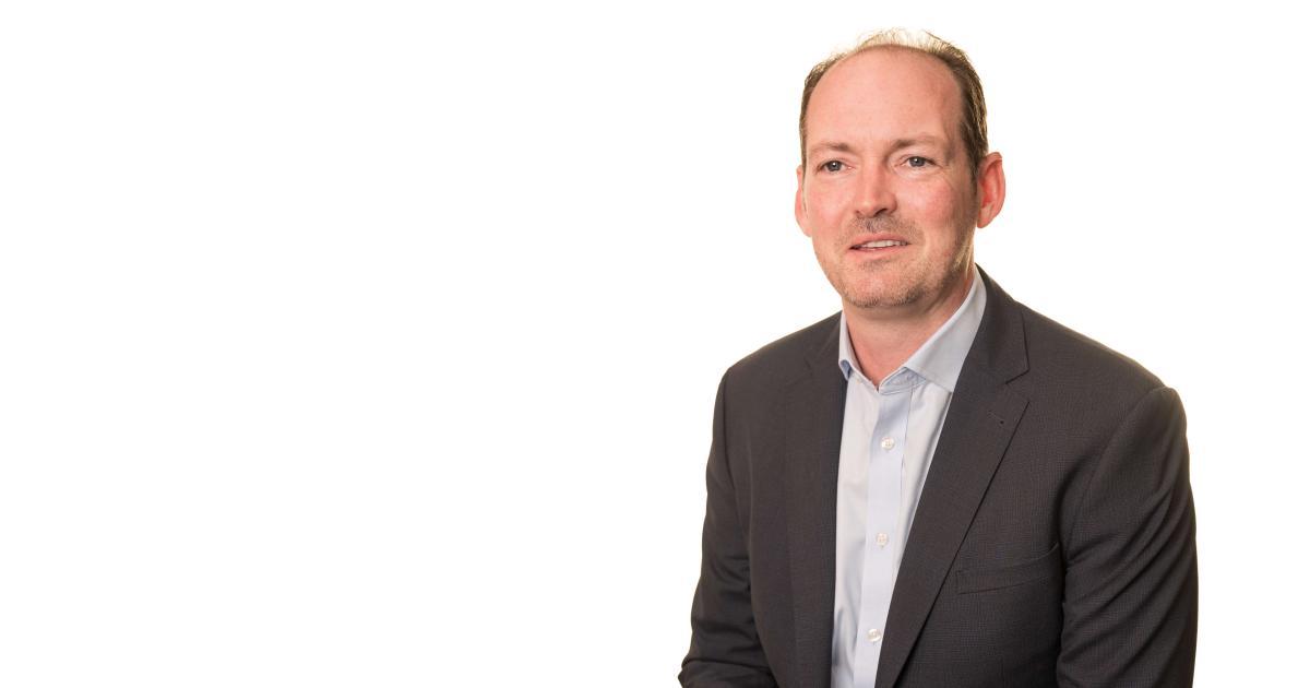 Simon Warren joins DUAL as Portfolio Manager in Corporate Property team